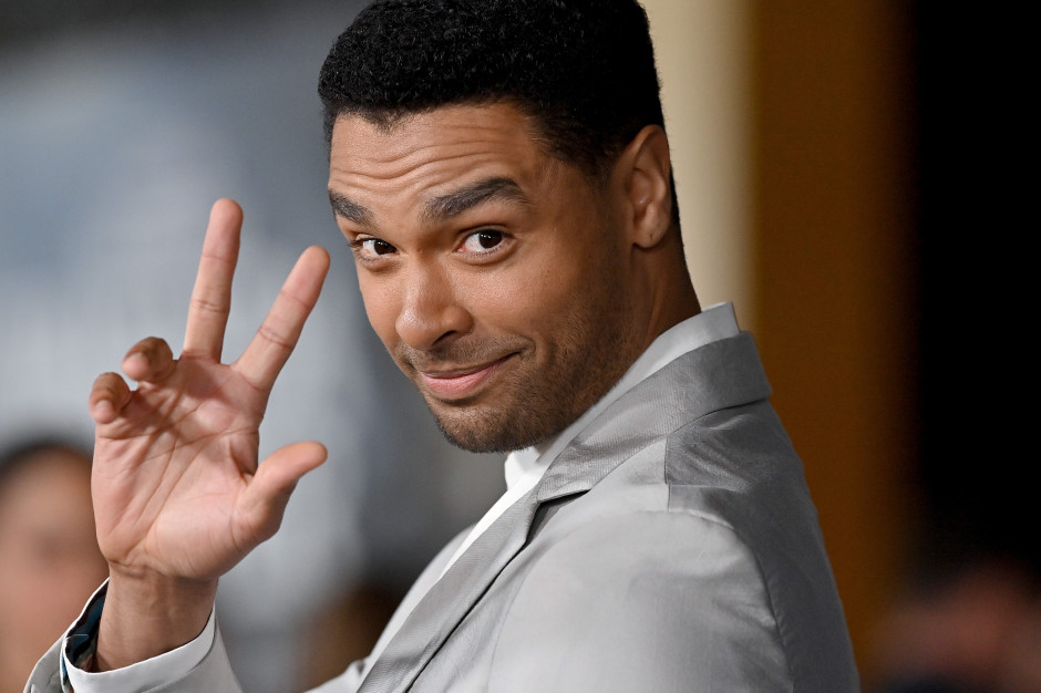 Rege-Jean Page jest najprzystojniejszym facetem na tej planecie ...