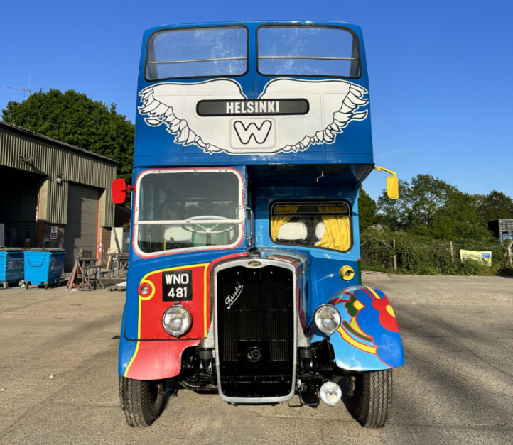 Kultowy bus Paula McCartneya na sprzedaż. Bristol KSW przejechał z ...