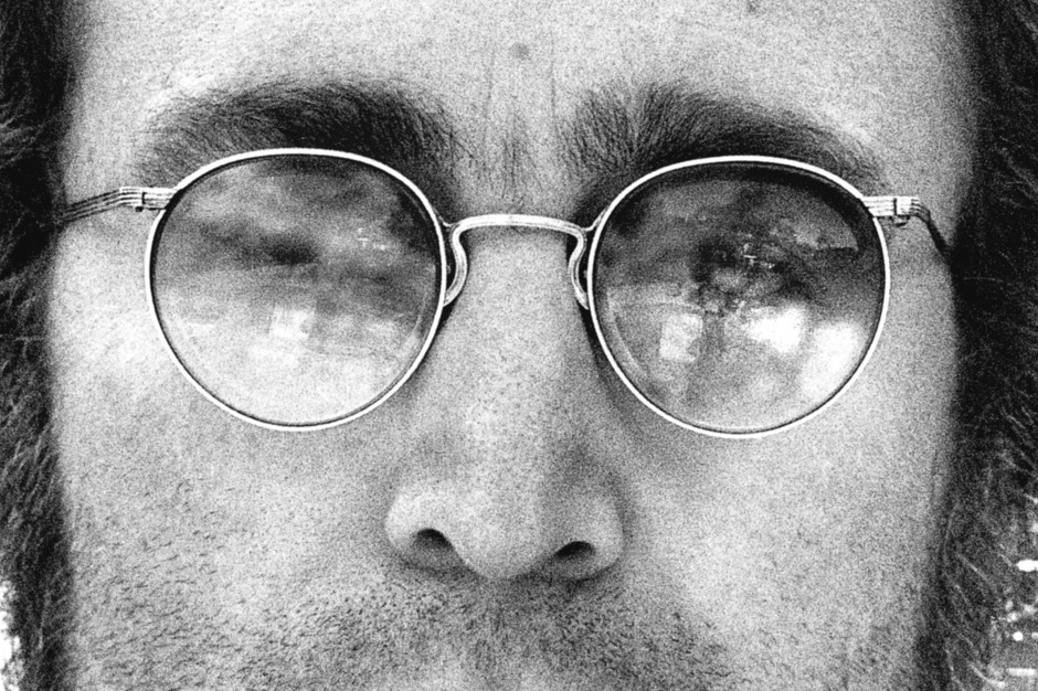 Psychodeliczne Oko Johna Lennona. Wyjątkowa pamiątka po Beatlesie trafi ...