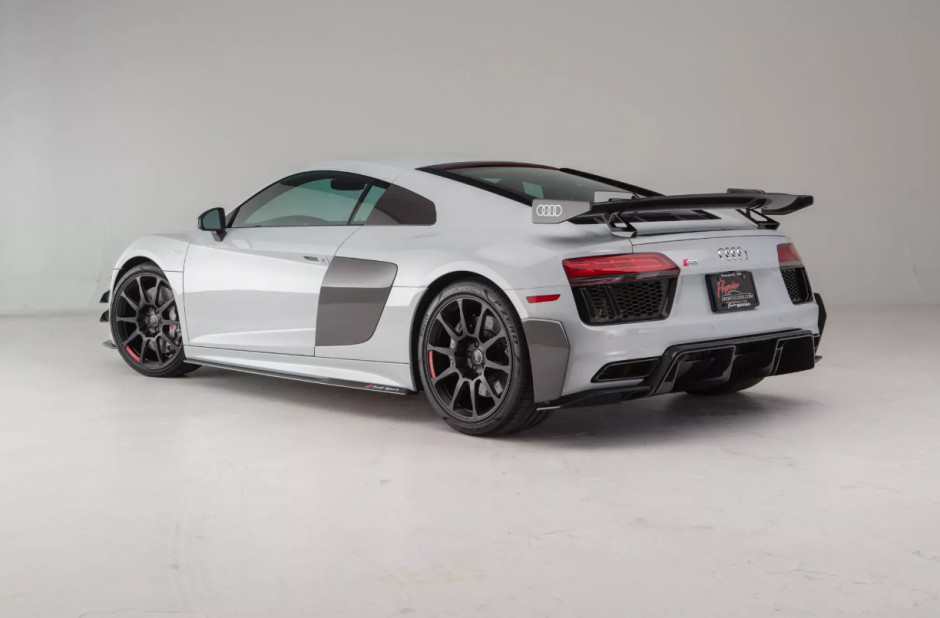 Bardzo rzadkie Audi R8 V10 na sprzedaż. Tylko 10 takich powstało