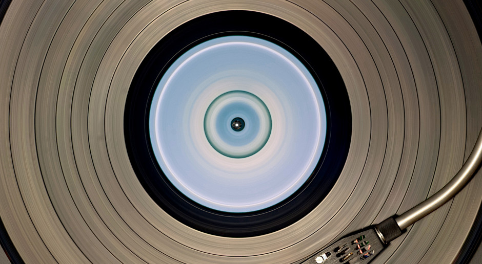 Winyle znów są na topie. Legendarny polski album sprzedany za prawie 10 ...