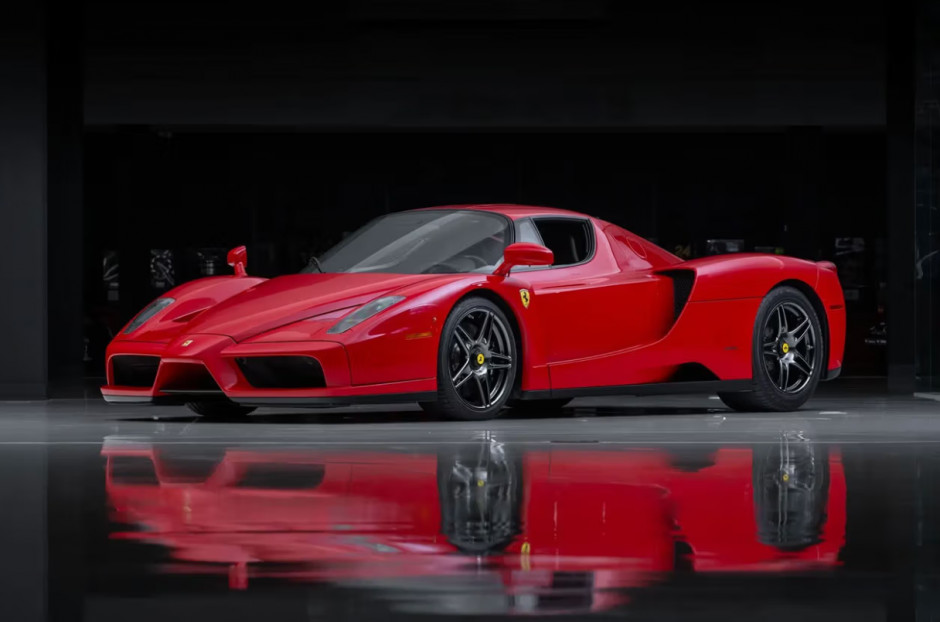 Jedno to mało? Kup pięć! Wyjątkowa kolekcja Ferrari trafiła na sprzedaż
