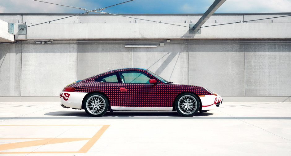 To jeszcze samochód czy już dzieło sztuki? Artystyczne Porsche 996!