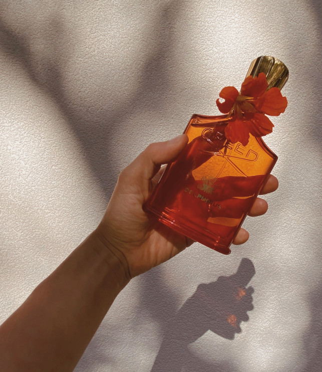 Oto najpiękniejsze luksusowe perfumy na jesień 2024. Zapach irysowego ...