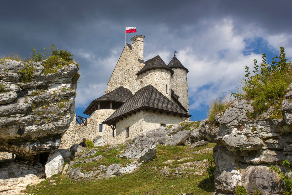 Duchy, zmory i upiory. 13 polskich zamków, w których podobno straaaszy!