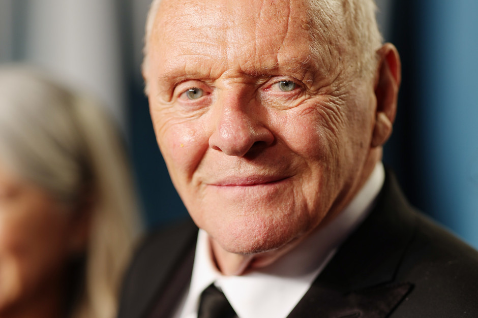 Anthony Hopkins świętuje pół wieku bez alkoholu: "Wybierz życie, życie ...