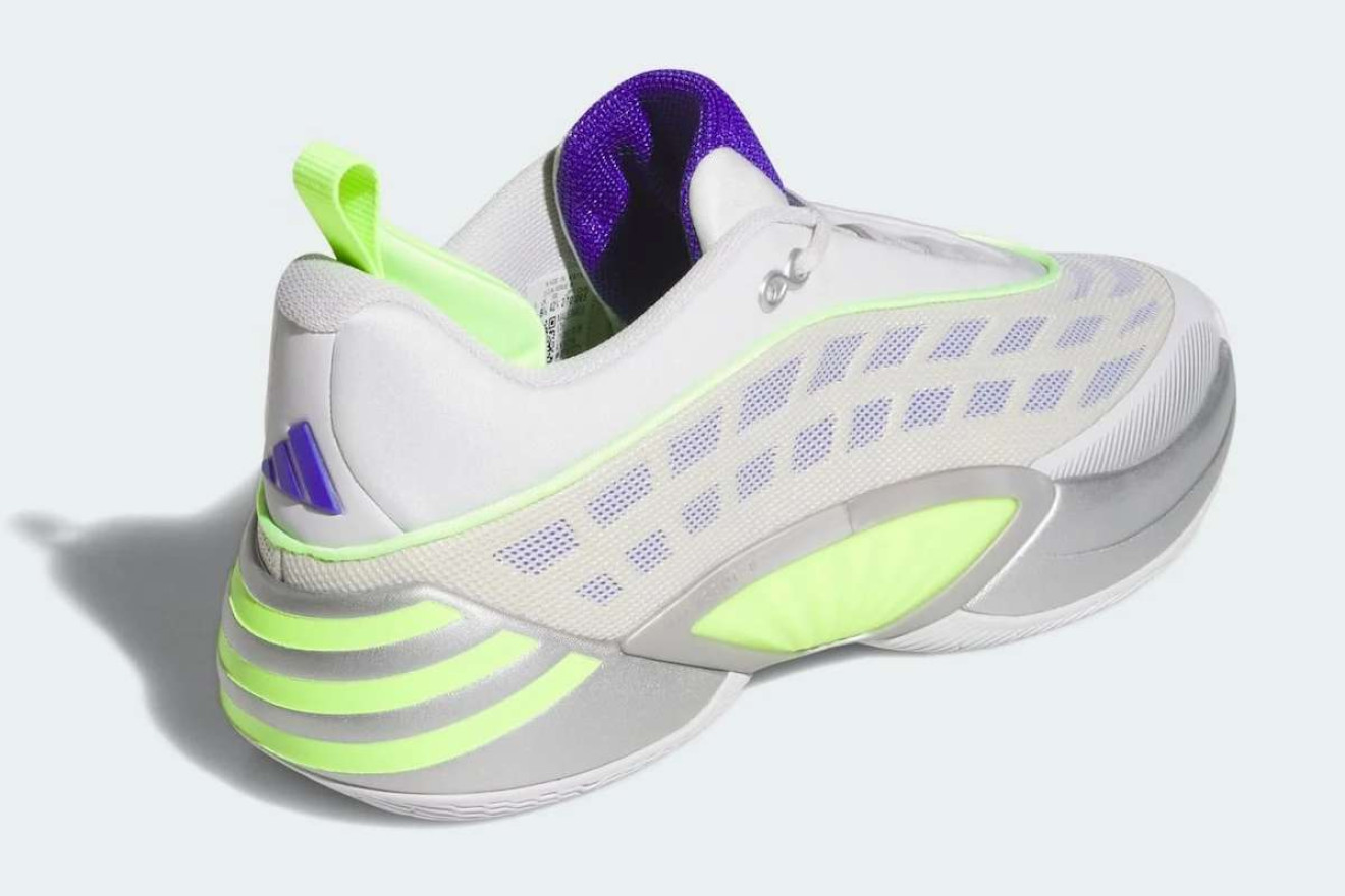 Adidas i Donovan Mitchell prezentują nowy model "Silver Spida"